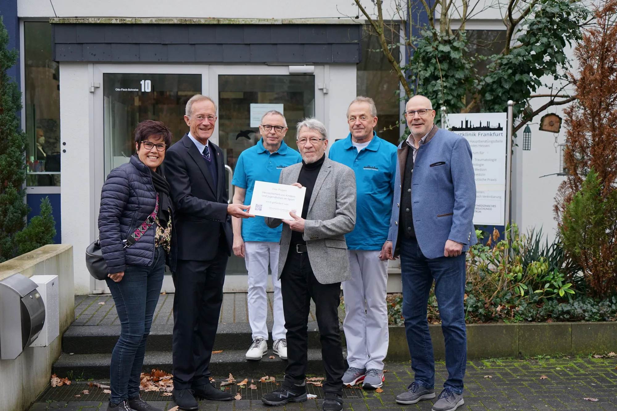 Staatsminister Axel Wintermeyer besucht Sportklinik Frankfurt | Projekt ...